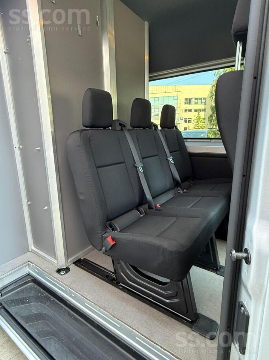 Pelēks Mercedes-Benz Sprinter 2020 Rīga, ar dzinēja tilpumu 2.20 L un nobraukumu 207 tūkst. km par 27000 €, foto 14 vietnē AUTOMOTO.COM.LV