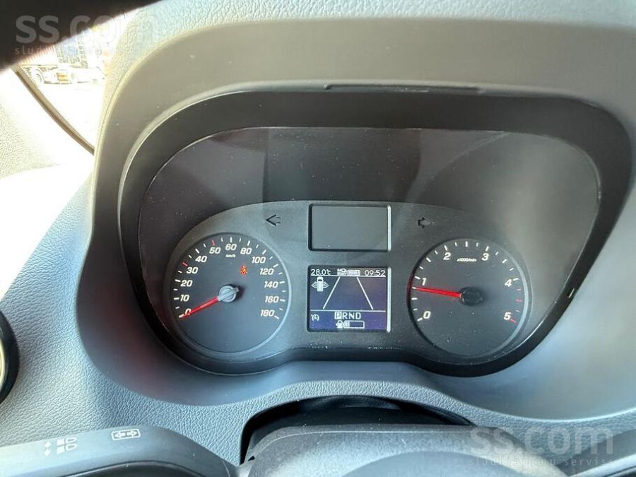 Pelēks Mercedes-Benz Sprinter 2020 Rīga, ar dzinēja tilpumu 2.20 L un nobraukumu 207 tūkst. km par 27000 €, foto 21 vietnē AUTOMOTO.COM.LV