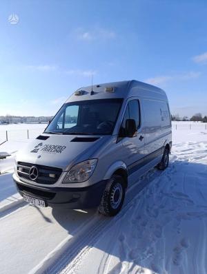 Pelēks Mercedes-Benz Sprinter 2009 Kauņa, ar dzinēja tilpumu 2.20 L un nobraukumu 170 tūkst. km par 6800 €, foto  vietnē AUTOMOTO.COM.LV