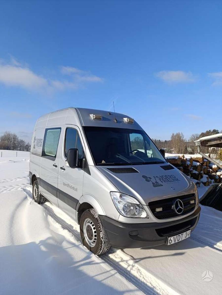 Pelēks Mercedes-Benz Sprinter 2009 Kauņa, ar dzinēja tilpumu 2.20 L un nobraukumu 170 tūkst. km par 6800 €, foto 6 vietnē AUTOMOTO.COM.LV