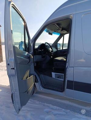 Pelēks Mercedes-Benz Sprinter 2009 Kauņa, ar dzinēja tilpumu 2.20 L un nobraukumu 170 tūkst. km par 6800 €, foto 7 vietnē AUTOMOTO.COM.LV