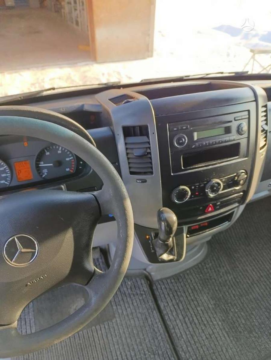 Pelēks Mercedes-Benz Sprinter 2009 Kauņa, ar dzinēja tilpumu 2.20 L un nobraukumu 170 tūkst. km par 6800 €, foto 8 vietnē AUTOMOTO.COM.LV