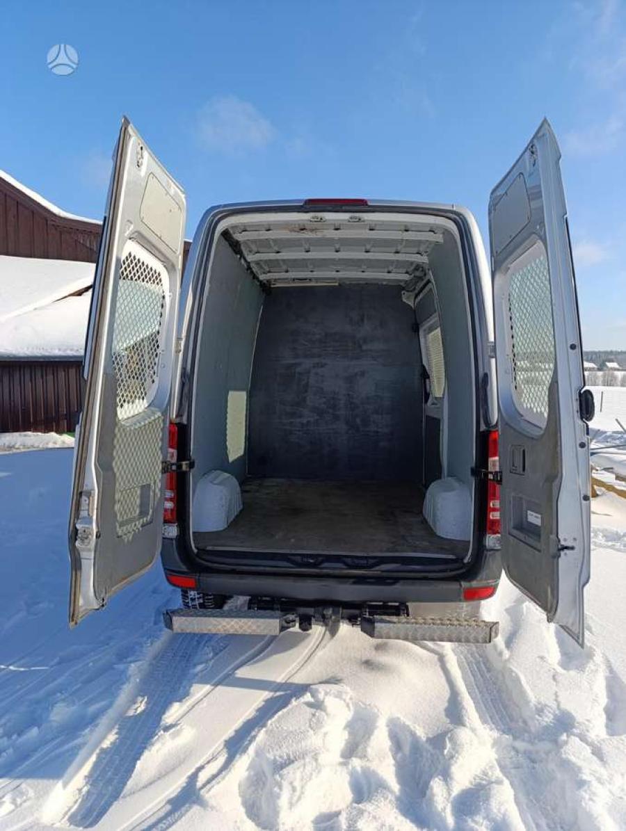 Pelēks Mercedes-Benz Sprinter 2009 Kauņa, ar dzinēja tilpumu 2.20 L un nobraukumu 170 tūkst. km par 6800 €, foto 12 vietnē AUTOMOTO.COM.LV