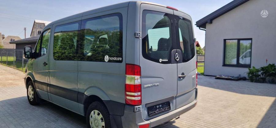 Grey Mercedes-Benz Sprinter 2018 in Prienai, with an engine capacity of 2.14 L and mileage of 92 thousand km for 13650 €, photo 7 on AUTOMOTO.COM.LV