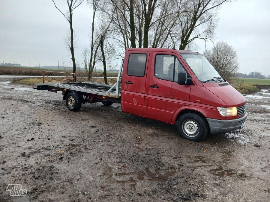 Mercedes-Benz Sprinter 1998 in Radviliskis, with an engine capacity of 2.90 L and mileage of 436 thousand km for 2700 €, photo 4 on AUTOMOTO.COM.LV