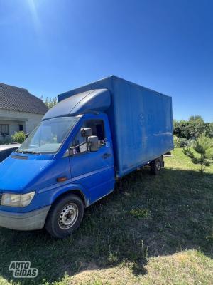 Mercedes-Benz Sprinter 1999 Viļņa, ar dzinēja tilpumu 2.90 L un nobraukumu 685 tūkst. km par 3100 €, foto  vietnē AUTOMOTO.COM.LV
