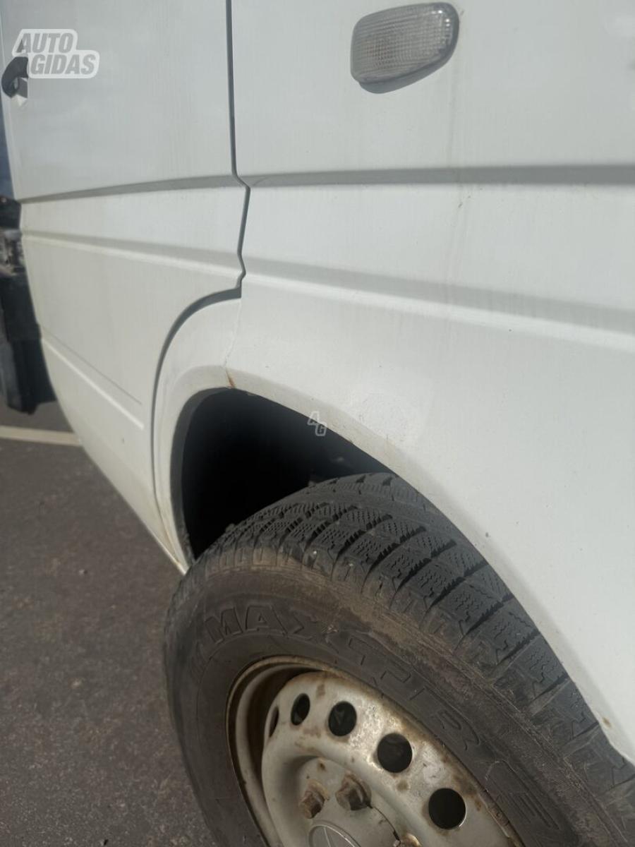 Mercedes-Benz Sprinter 2003 Viļņa, ar dzinēja tilpumu 2.10 L un nobraukumu 300 tūkst. km par 5500 €, foto 5 vietnē AUTOMOTO.COM.LV