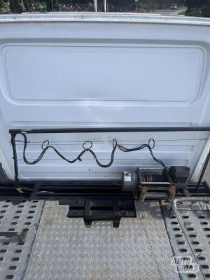 Mercedes-Benz Sprinter 2003 Viļņa, ar dzinēja tilpumu 2.10 L un nobraukumu 300 tūkst. km par 5500 €, foto 11 vietnē AUTOMOTO.COM.LV