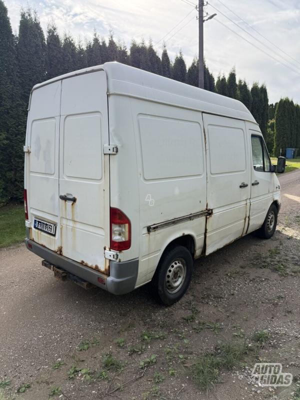 Mercedes-Benz Sprinter 2004 in Kaunas, with an engine capacity of 2.20 L and mileage of 324 thousand km for 1900 €, photo 4 on AUTOMOTO.COM.LV