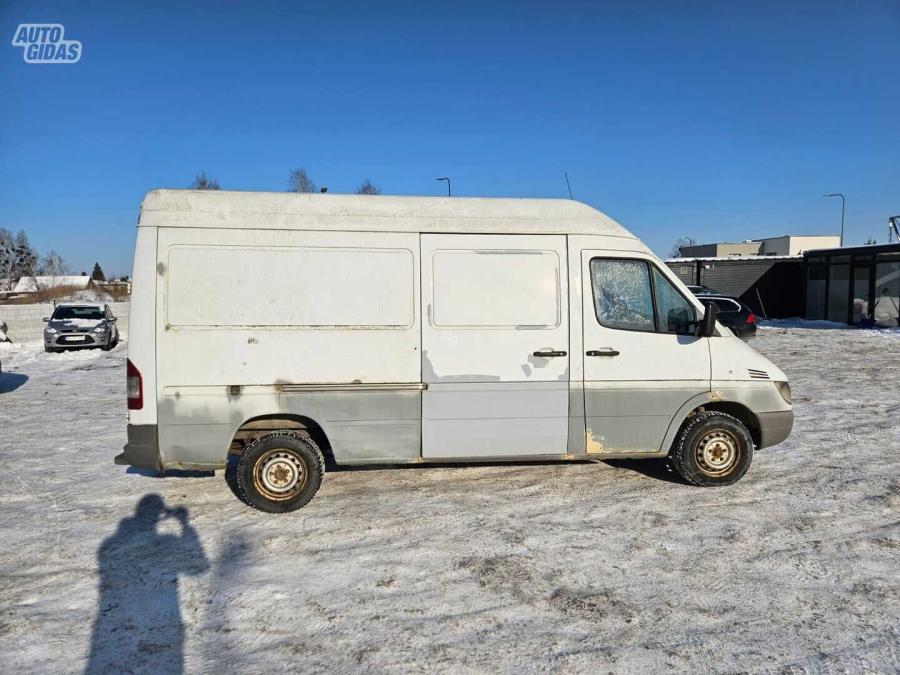 Mercedes-Benz Sprinter 2005 Kauņa, ar dzinēja tilpumu 2.20 L un nobraukumu 358 tūkst. km par 2350 €, foto 4 vietnē AUTOMOTO.COM.LV
