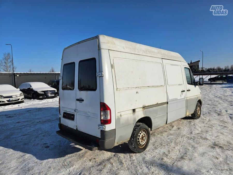 Mercedes-Benz Sprinter 2005 Kauņa, ar dzinēja tilpumu 2.20 L un nobraukumu 358 tūkst. km par 2350 €, foto 5 vietnē AUTOMOTO.COM.LV