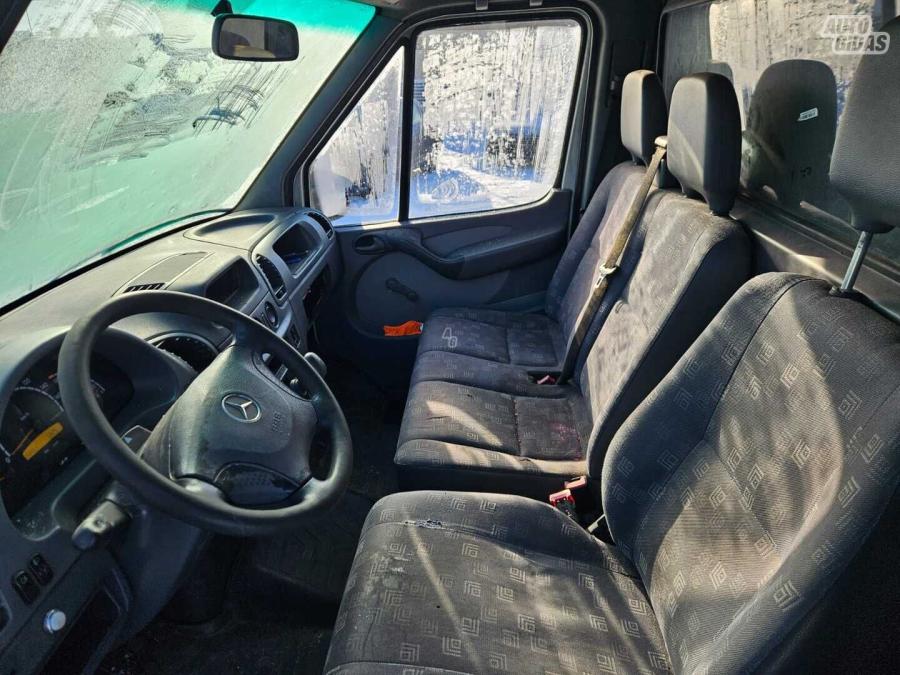 Mercedes-Benz Sprinter 2005 Kauņa, ar dzinēja tilpumu 2.20 L un nobraukumu 358 tūkst. km par 2350 €, foto 10 vietnē AUTOMOTO.COM.LV
