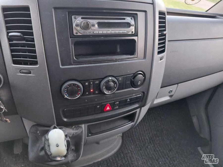 Mercedes-Benz Sprinter 2008 Kauņa, ar dzinēja tilpumu 2.10 L un nobraukumu 161 tūkst. km par 3700 €, foto 12 vietnē AUTOMOTO.COM.LV