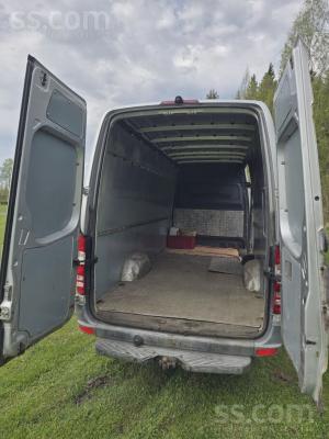 Mercedes-Benz Sprinter 2010 Rīga, ar dzinēja tilpumu 2.20 L un nobraukumu 310 tūkst. km par 11500 €, foto 7 vietnē AUTOMOTO.COM.LV