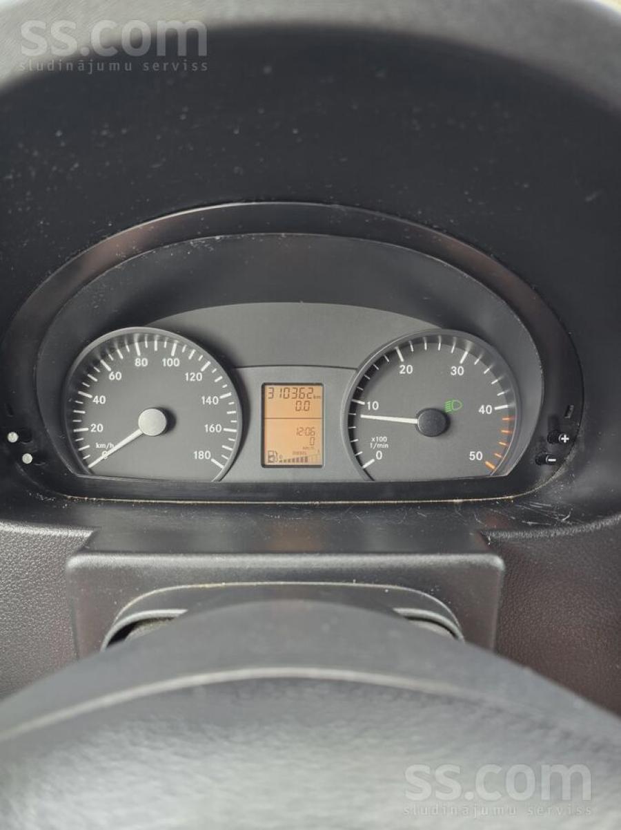 Mercedes-Benz Sprinter 2010 Rīga, ar dzinēja tilpumu 2.20 L un nobraukumu 310 tūkst. km par 11500 €, foto 10 vietnē AUTOMOTO.COM.LV