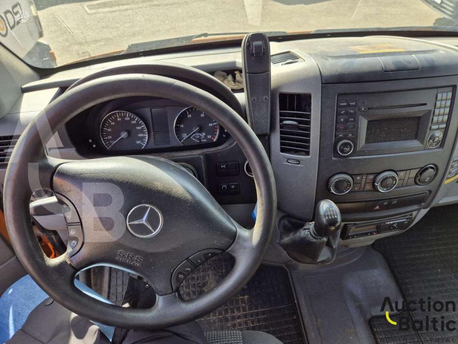Mercedes-Benz Sprinter 2011 in Vilnius, with an engine capacity of 2.14 L and mileage of 0 thousand km for 3300 €, photo 12 on AUTOMOTO.COM.LV