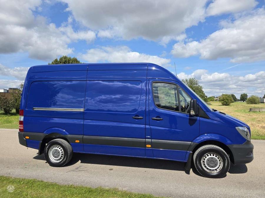 Mercedes-Benz Sprinter 2013 Šauļi, ar dzinēja tilpumu 3.00 L un nobraukumu 300 tūkst. km par 8950 €, foto 3 vietnē AUTOMOTO.COM.LV