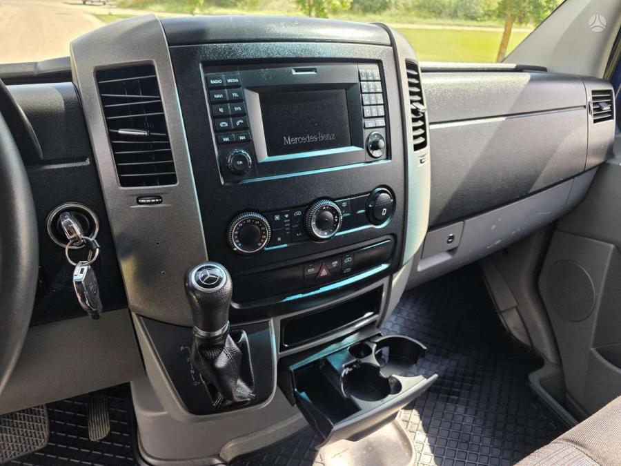 Mercedes-Benz Sprinter 2013 Šauļi, ar dzinēja tilpumu 3.00 L un nobraukumu 300 tūkst. km par 8950 €, foto 12 vietnē AUTOMOTO.COM.LV