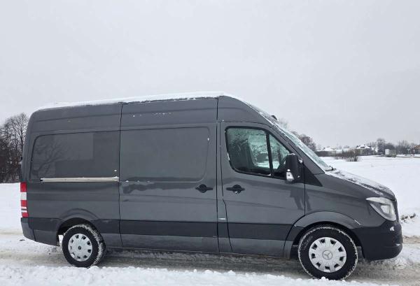 Mercedes-Benz Sprinter 2014 in Siauliai, with an engine capacity of 3.00 L and mileage of 300 thousand km for 9650 €, photo 2 on AUTOMOTO.COM.LV