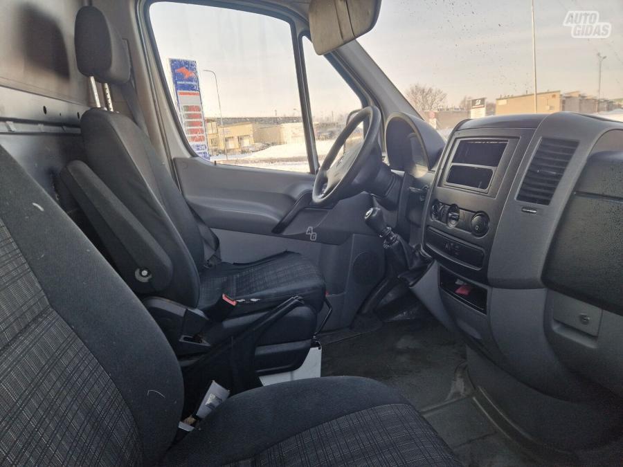 Mercedes-Benz Sprinter 2014 in Marijampole, with an engine capacity of 2.20 L and mileage of 335 thousand km for 5700 €, photo 5 on AUTOMOTO.COM.LV