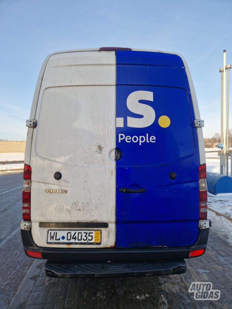 Mercedes-Benz Sprinter 2014 in Marijampole, with an engine capacity of 2.20 L and mileage of 335 thousand km for 5700 €, photo 6 on AUTOMOTO.COM.LV