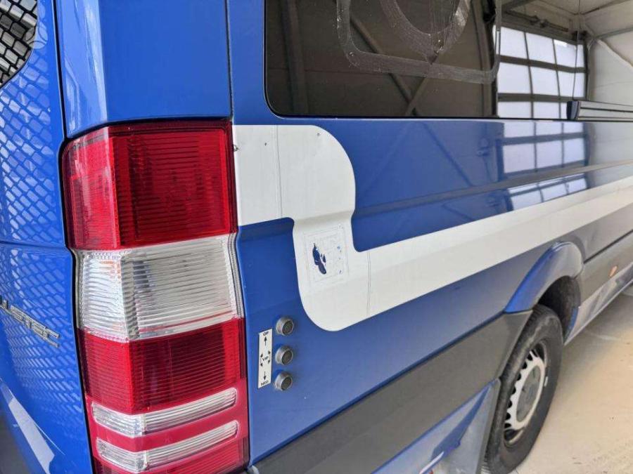 Mercedes-Benz Sprinter 2015 Radviliškis, ar dzinēja tilpumu 2.14 L un nobraukumu 348 tūkst. km par 11950 €, foto 32 vietnē AUTOMOTO.COM.LV