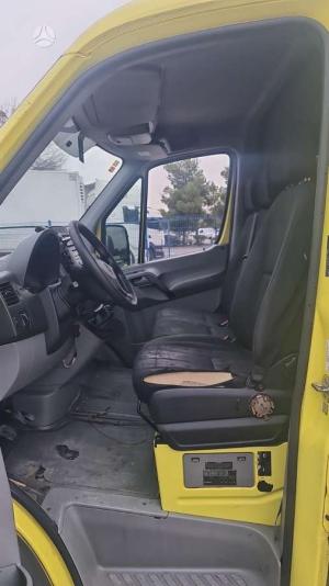 Mercedes-Benz Sprinter 2016 in Plunge, with an engine capacity of 2.20 L and mileage of 400 thousand km for 10500 €, photo 11 on AUTOMOTO.COM.LV