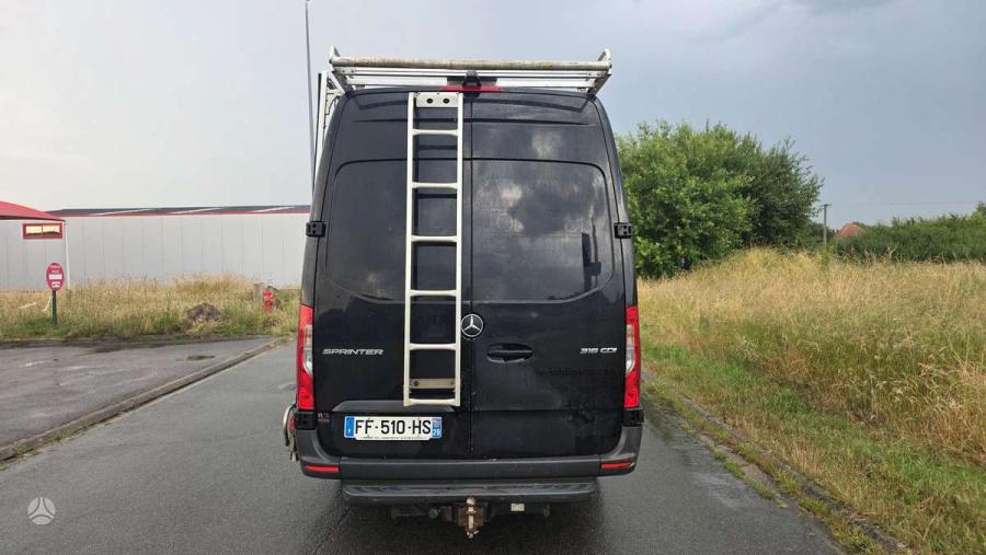 Mercedes-Benz Sprinter 2019 in Birstonas, with an engine capacity of 2.20 L and mileage of 136 thousand km for 16500 €, photo 10 on AUTOMOTO.COM.LV