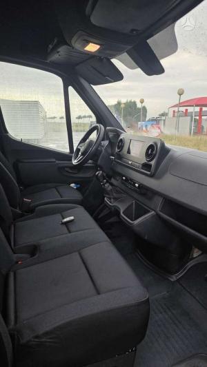 Mercedes-Benz Sprinter 2019 in Birstonas, with an engine capacity of 2.20 L and mileage of 136 thousand km for 16500 €, photo 13 on AUTOMOTO.COM.LV