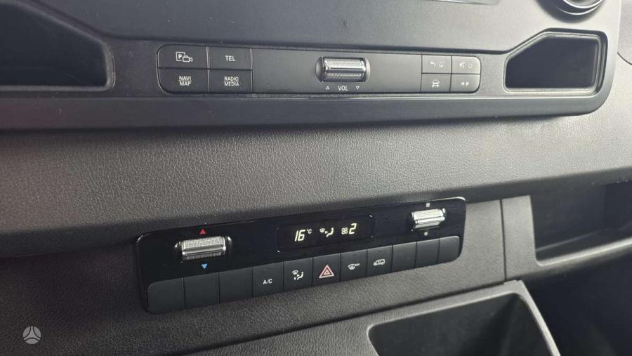 Mercedes-Benz Sprinter 2019 in Birstonas, with an engine capacity of 2.20 L and mileage of 136 thousand km for 16500 €, photo 19 on AUTOMOTO.COM.LV