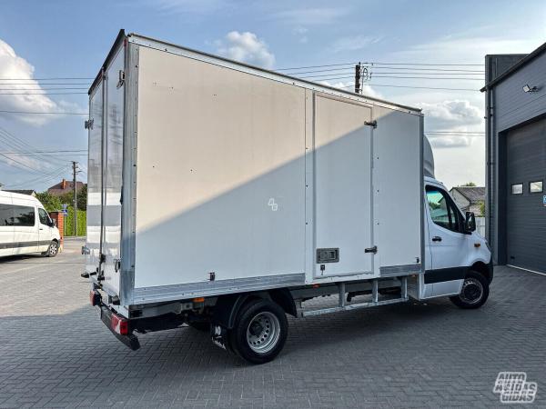 Mercedes-Benz Sprinter 2020 in Kaunas, with an engine capacity of 2.10 L and mileage of 224 thousand km for 16500 €, photo 3 on AUTOMOTO.COM.LV