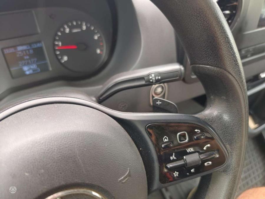 Mercedes-Benz Sprinter 2021 in Taurage, with an engine capacity of 2.14 L and mileage of 276 thousand km for 10999 €, photo 8 on AUTOMOTO.COM.LV