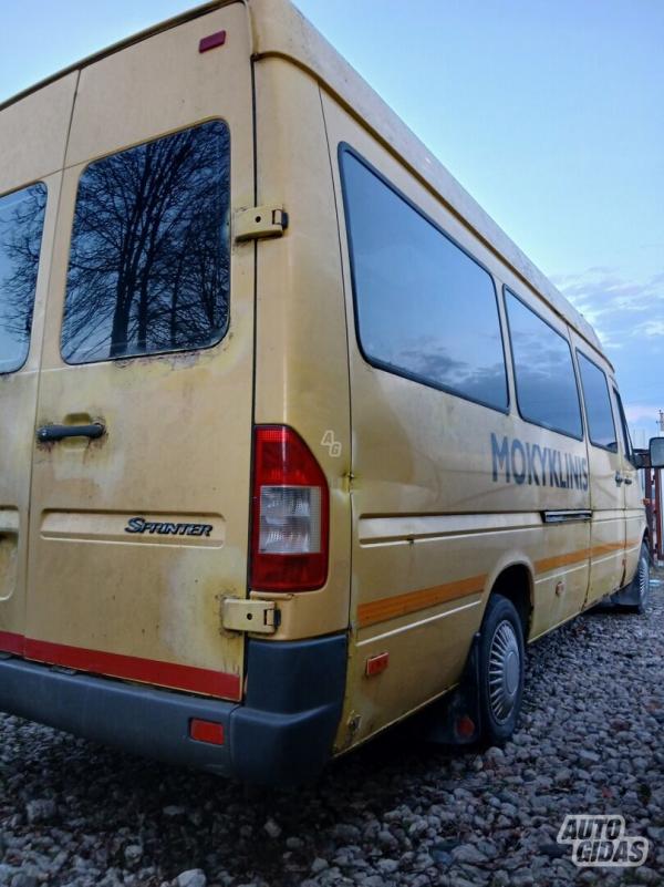 Mercedes-Benz Sprinter 2005 Alīta, ar dzinēja tilpumu 2.20 L un nobraukumu 389 tūkst. km par 2000 €, foto 6 vietnē AUTOMOTO.COM.LV