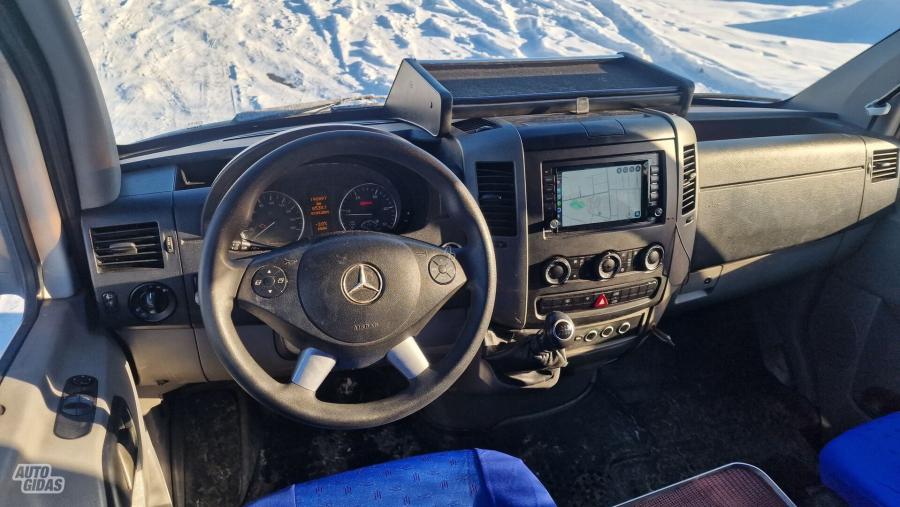 Mercedes-Benz Sprinter 2007 Kauņa, ar dzinēja tilpumu 2.20 L un nobraukumu 190 tūkst. km par 6600 €, foto 10 vietnē AUTOMOTO.COM.LV