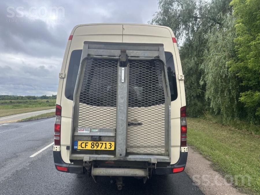 Mercedes-Benz Sprinter 2007 in Jelgava, with an engine capacity of 2.20 L and mileage of 356 thousand km for 7100 €, photo 5 on AUTOMOTO.COM.LV