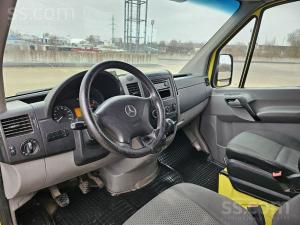 Mercedes-Benz Sprinter 2011 in Riga, with an engine capacity of 2.20 L and mileage of 379 thousand km for 5490 €, photo 7 on AUTOMOTO.COM.LV