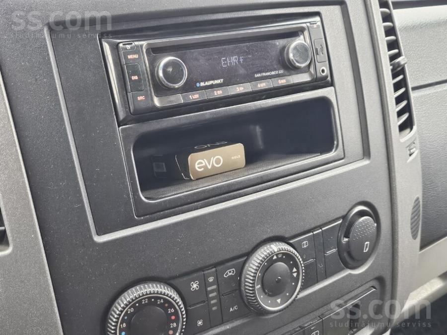 Mercedes-Benz Sprinter 2011 in Riga, with an engine capacity of 2.20 L and mileage of 379 thousand km for 5490 €, photo 12 on AUTOMOTO.COM.LV