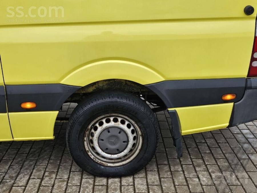 Mercedes-Benz Sprinter 2011 in Riga, with an engine capacity of 2.20 L and mileage of 379 thousand km for 5490 €, photo 21 on AUTOMOTO.COM.LV