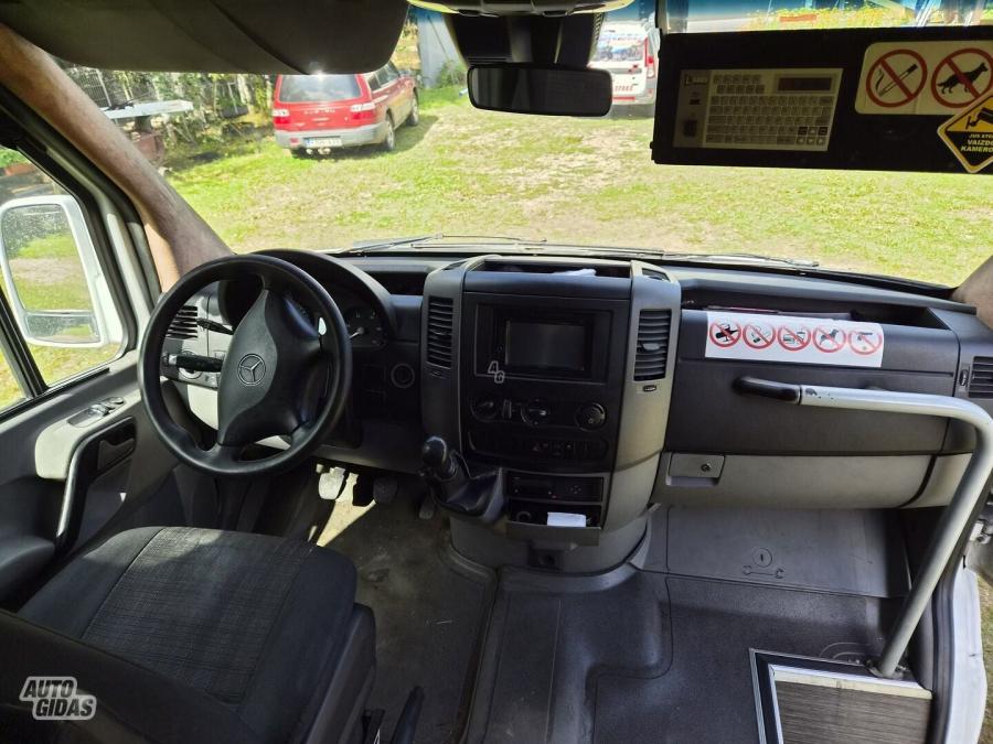Mercedes-Benz Sprinter 2017 Visaginas, ar dzinēja tilpumu 3.00 L un nobraukumu 700 tūkst. km par 25000 €, foto 10 vietnē AUTOMOTO.COM.LV