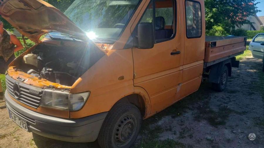 Oranžs Mercedes-Benz Sprinter 1998 Kauņa, ar dzinēja tilpumu 2.30 L un nobraukumu 289 tūkst. km par 1700 €, foto 4 vietnē AUTOMOTO.COM.LV