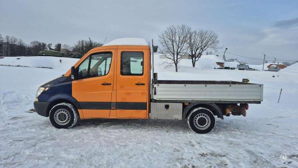 Orange Mercedes-Benz Sprinter 2008 in Kaunas, with an engine capacity of 0.00 L and mileage of 300 thousand km for 5600 €, photo 3 on AUTOMOTO.COM.LV