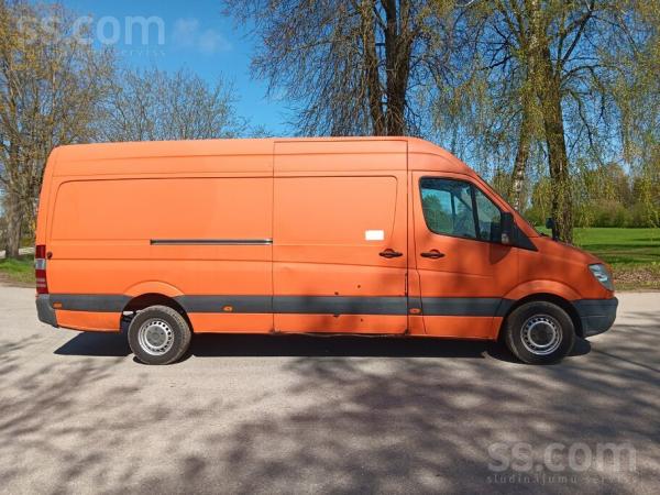 Orange Mercedes-Benz Sprinter 2010 in Ogre, with an engine capacity of 2.10 L and mileage of 353 thousand km for 6000 €, photo 5 on AUTOMOTO.COM.LV