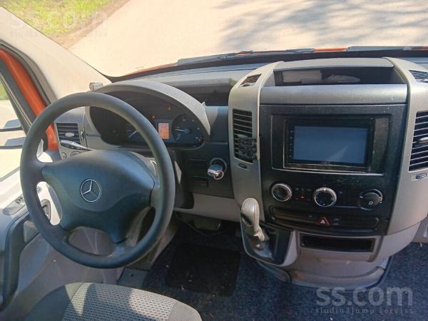Orange Mercedes-Benz Sprinter 2010 in Ogre, with an engine capacity of 2.10 L and mileage of 353 thousand km for 6000 €, photo 8 on AUTOMOTO.COM.LV