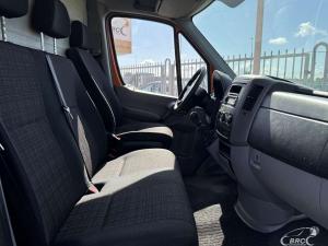 Orange Mercedes-Benz Sprinter 2016 in Klaipeda, with an engine capacity of 2.14 L and mileage of 184 thousand km for 8000 €, photo 7 on AUTOMOTO.COM.LV