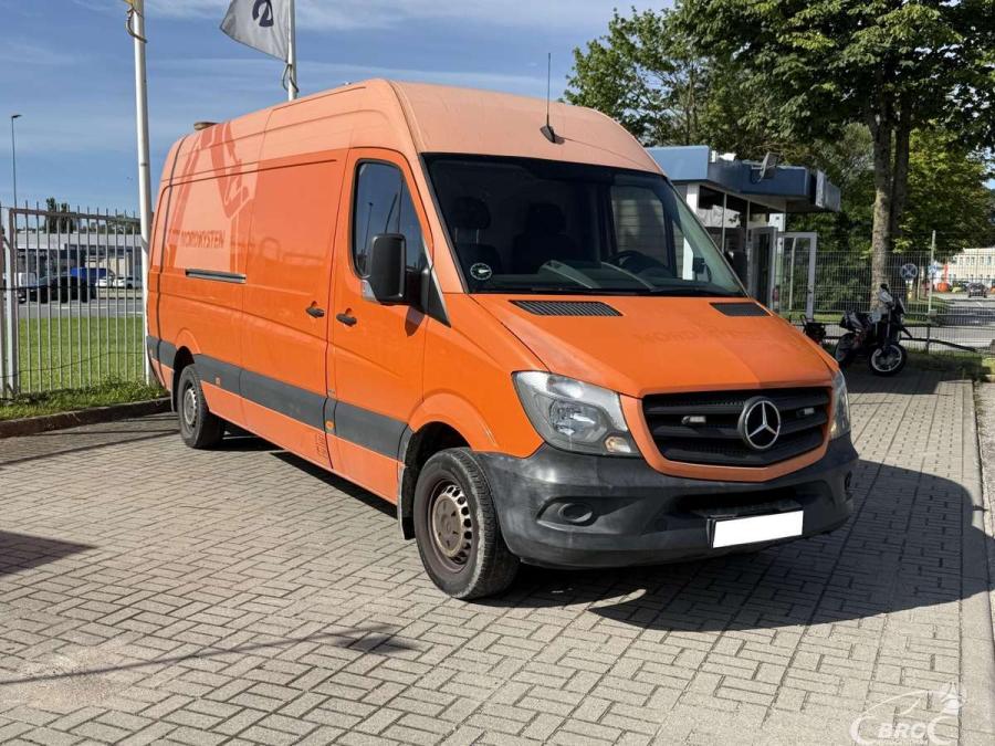 Orange Mercedes-Benz Sprinter 2016 in Klaipeda, with an engine capacity of 2.14 L and mileage of 184 thousand km for 8000 €, photo 29 on AUTOMOTO.COM.LV