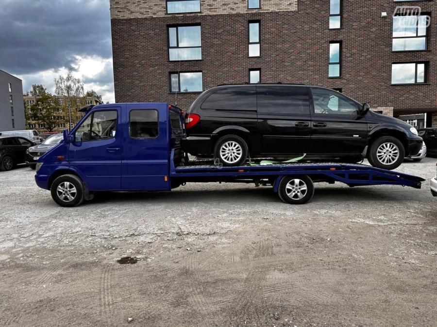 Mercedes-Benz Sprinter 2000 Kauņa, ar dzinēja tilpumu 2.20 L un nobraukumu 600 tūkst. km par 5500 €, foto 4 vietnē AUTOMOTO.COM.LV