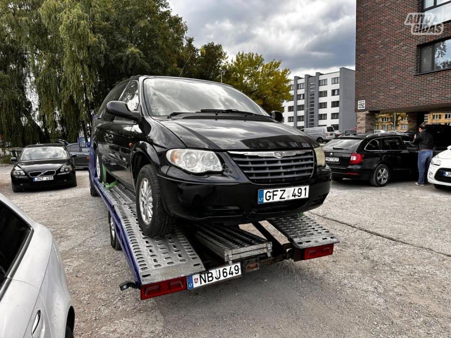 Mercedes-Benz Sprinter 2000 Kauņa, ar dzinēja tilpumu 2.20 L un nobraukumu 600 tūkst. km par 5500 €, foto 5 vietnē AUTOMOTO.COM.LV
