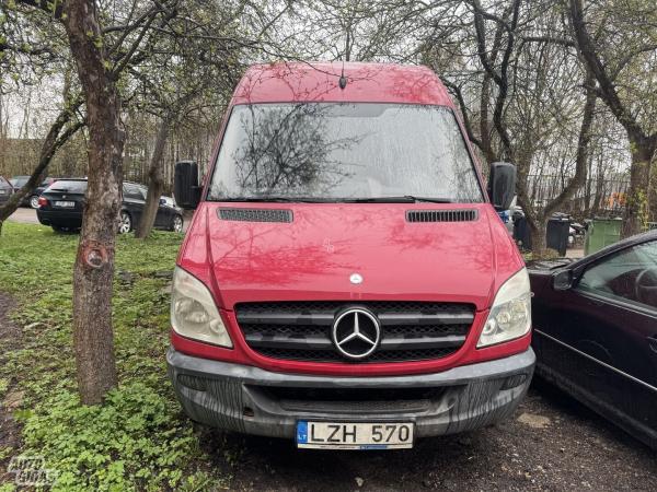 Sarkans Mercedes-Benz Sprinter 2011 Viļņa, ar dzinēja tilpumu 2.20 L un nobraukumu 339 tūkst. km par 2200 €, foto 2 vietnē AUTOMOTO.COM.LV