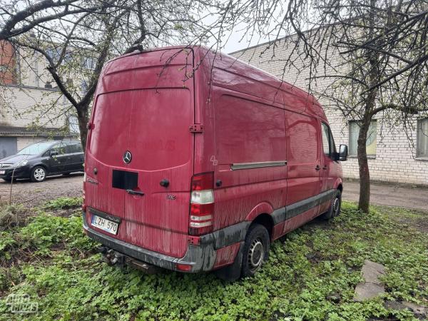 Sarkans Mercedes-Benz Sprinter 2011 Viļņa, ar dzinēja tilpumu 2.20 L un nobraukumu 339 tūkst. km par 2200 €, foto 4 vietnē AUTOMOTO.COM.LV