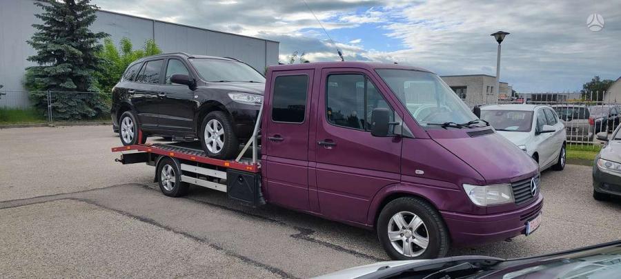 Red Mercedes-Benz Sprinter 1995 in Marijampole, with an engine capacity of 2.90 L and mileage of 641 thousand km for 5500 €, photo 17 on AUTOMOTO.COM.LV